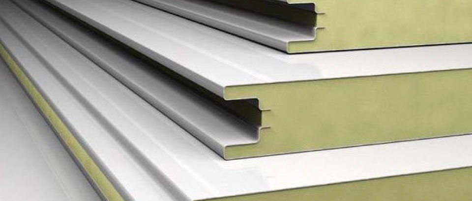 Importancia de los paneles aislantes térmicos (PUR) y su resistencia